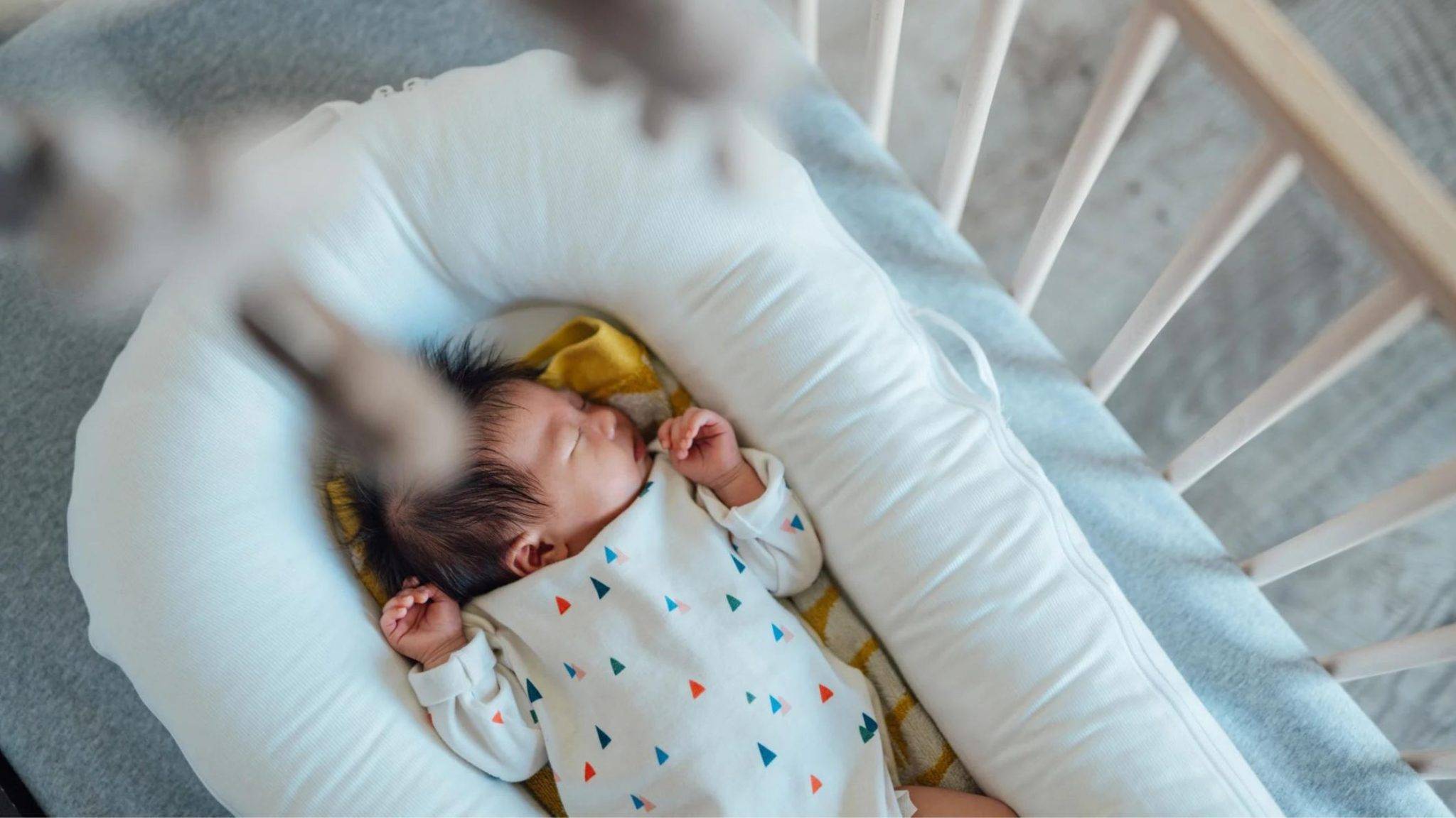 Understanding The Newborn Sleep Cycle Chart - Annie Baby Monitor