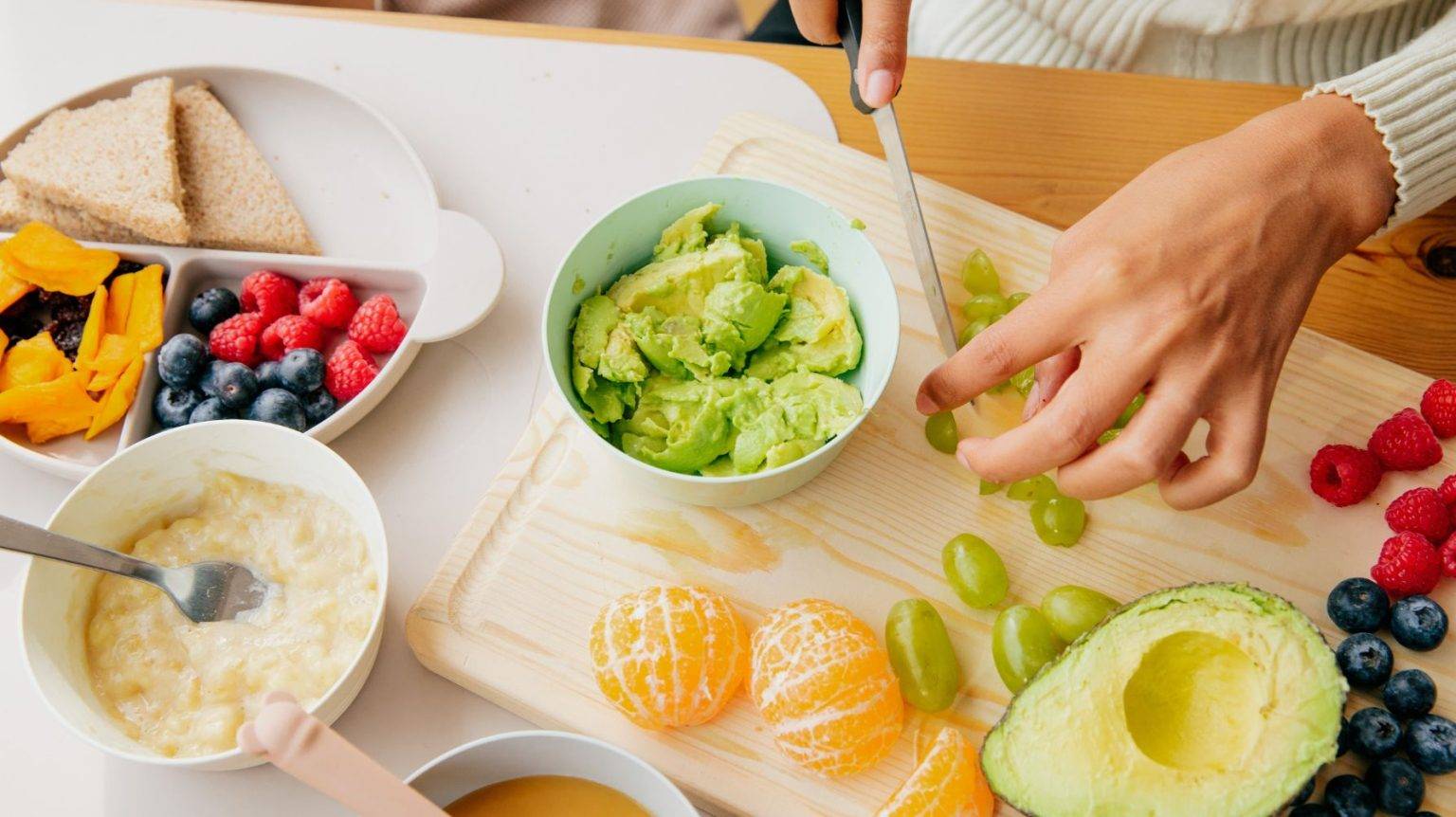 Finger Foods for Baby: A Comprehensive Guide to Starting Solids - Annie ...